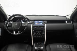 Black Land Rover Discovery Sport 2017 in Tallinn, with an engine capacity of 2.00 L and mileage of 227 thousand km for 11999 €, photo 15 on AUTOMOTO.COM.LV