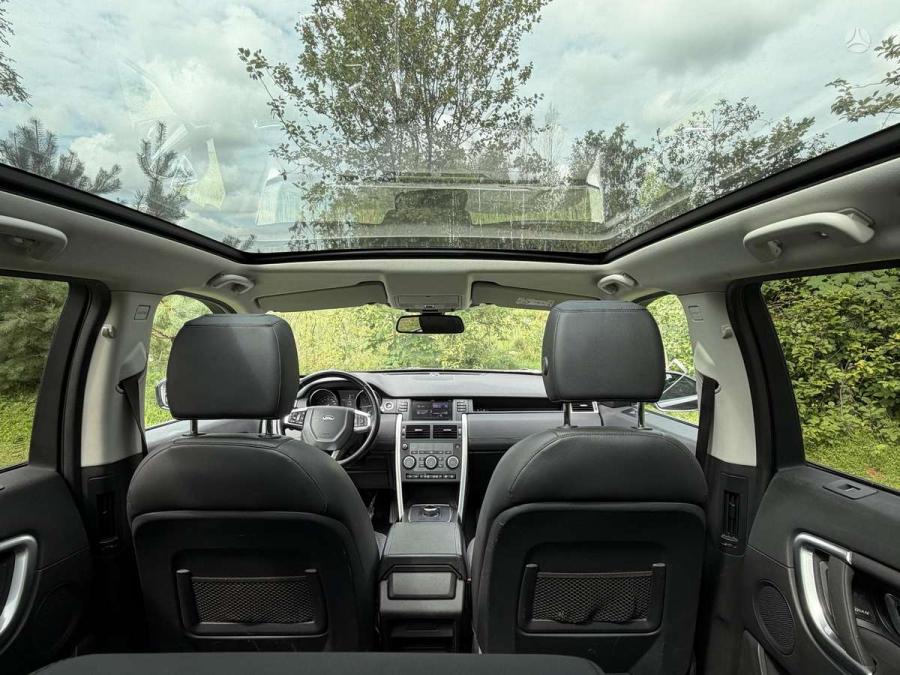 Черный Ленд Ровер Discovery Sport 2017 в Вильнюс, объемом двигателя 2.00 л и пробегом 200 тыс. км за 11700 €, фото 4 на AUTOMOTO.COM.LV