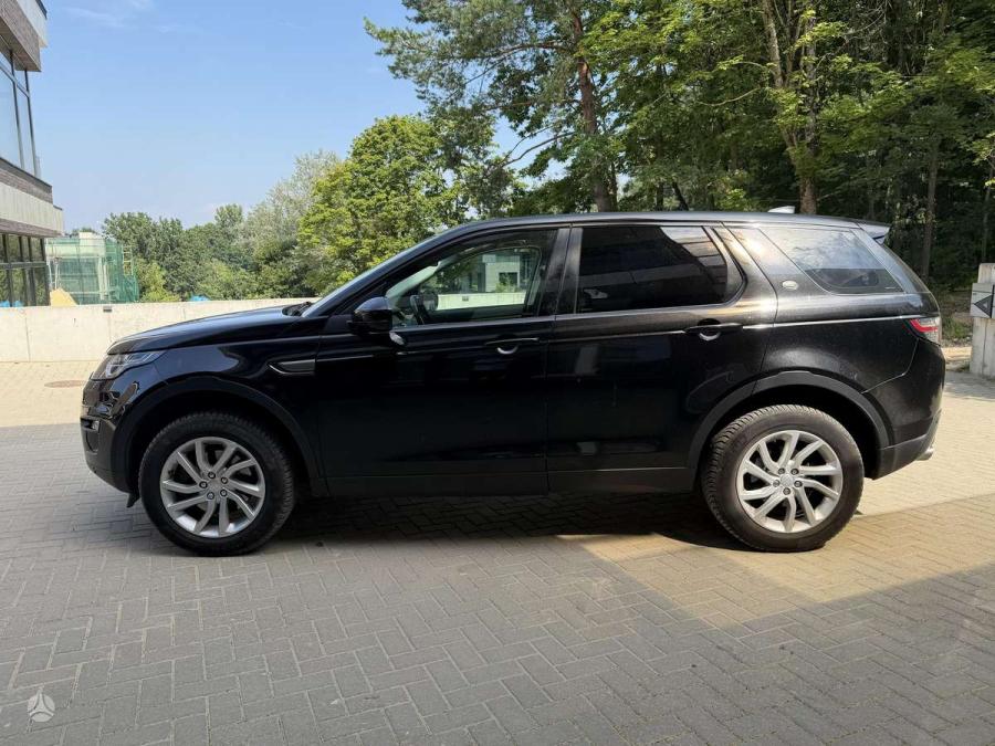 Черный Ленд Ровер Discovery Sport 2017 в Вильнюс, объемом двигателя 2.00 л и пробегом 11 тыс. км за 10990 €, фото 6 на AUTOMOTO.COM.LV