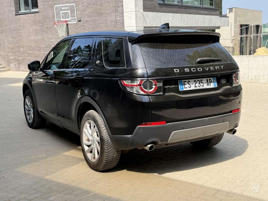 Черный Ленд Ровер Discovery Sport 2017 в Вильнюс, объемом двигателя 2.00 л и пробегом 11 тыс. км за 10990 €, фото 7 на AUTOMOTO.COM.LV