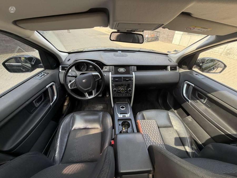 Черный Ленд Ровер Discovery Sport 2017 в Вильнюс, объемом двигателя 2.00 л и пробегом 11 тыс. км за 10990 €, фото 10 на AUTOMOTO.COM.LV
