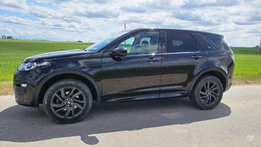 Melns Land Rover Discovery Sport 2017 Marijampole, ar dzinēja tilpumu 2.00 L un nobraukumu 179 tūkst. km par 7500 €, foto 6 vietnē AUTOMOTO.COM.LV