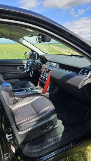 Melns Land Rover Discovery Sport 2017 Marijampole, ar dzinēja tilpumu 2.00 L un nobraukumu 179 tūkst. km par 7500 €, foto 14 vietnē AUTOMOTO.COM.LV