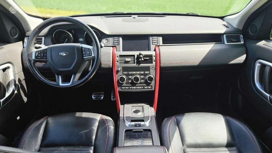 Melns Land Rover Discovery Sport 2017 Marijampole, ar dzinēja tilpumu 2.00 L un nobraukumu 179 tūkst. km par 7500 €, foto 17 vietnē AUTOMOTO.COM.LV