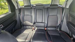 Melns Land Rover Discovery Sport 2017 Marijampole, ar dzinēja tilpumu 2.00 L un nobraukumu 179 tūkst. km par 7500 €, foto 19 vietnē AUTOMOTO.COM.LV