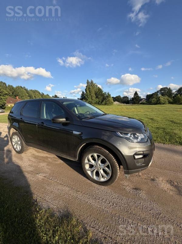 Ленд Ровер Discovery Sport 2017 в Талси на AUTOMOTO.COM.LV Черный Ленд Ровер Discovery Sport 2017 в Талси, объемом двигателя 2.00 л и пробегом 240 тыс. км за 12250 €, фото 6 на AUTOMOTO.COM.LV