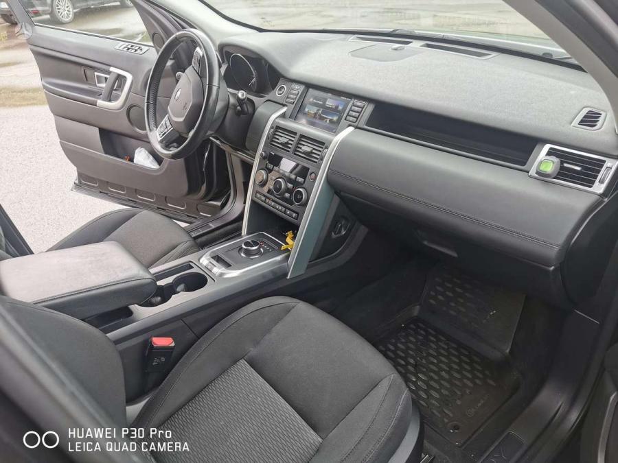 Черный Ленд Ровер Discovery Sport 2017 в Пренай, объемом двигателя 2.00 л и пробегом 175 тыс. км за 10350 €, фото 8 на AUTOMOTO.COM.LV
