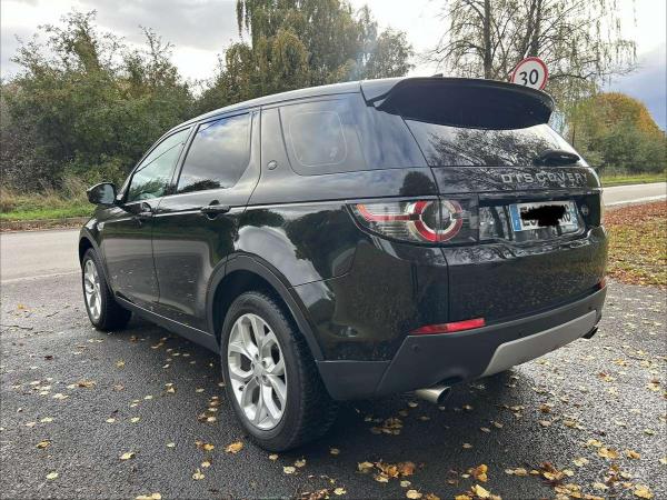 Melns Land Rover Discovery Sport 2017 Tauragė, ar dzinēja tilpumu 2.00 L un nobraukumu 147 tūkst. km par 7900 €, foto 4 vietnē AUTOMOTO.COM.LV