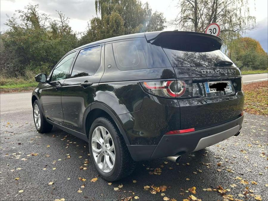 Черный Ленд Ровер Discovery Sport 2017 в Таураге, объемом двигателя 2.00 л и пробегом 147 тыс. км за 7900 €, фото 4 на AUTOMOTO.COM.LV