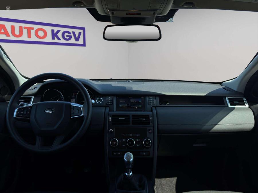 Black Land Rover Discovery Sport 2017 in Klaipeda, with an engine capacity of 2.00 L and mileage of 203 thousand km for 7999 €, photo 13 on AUTOMOTO.COM.LV