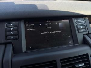 Black Land Rover Discovery Sport 2017 in Klaipeda, with an engine capacity of 2.00 L and mileage of 203 thousand km for 7999 €, photo 18 on AUTOMOTO.COM.LV