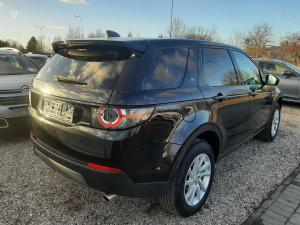 Black Land Rover Discovery Sport 2018 in Kaunas, with an engine capacity of 2.00 L and mileage of 16 thousand km for 10850 €, photo 8 on AUTOMOTO.COM.LV