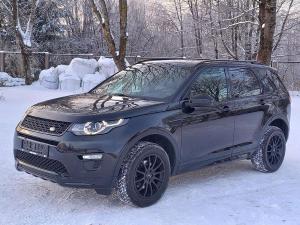 Melns Land Rover Discovery Sport 2018 Šauļi, ar dzinēja tilpumu 2.00 L un nobraukumu 144 tūkst. km par 12950 €, foto 5 vietnē AUTOMOTO.COM.LV