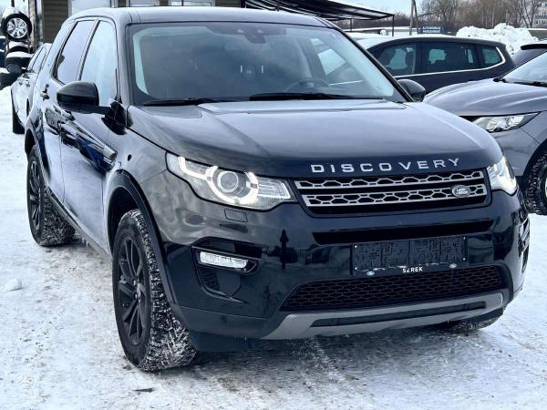 Black Land Rover Discovery Sport 2018 in Kretinga, with an engine capacity of 2.00 L and mileage of 191 thousand km for 10900 €, photo 1 on AUTOMOTO.COM.LV