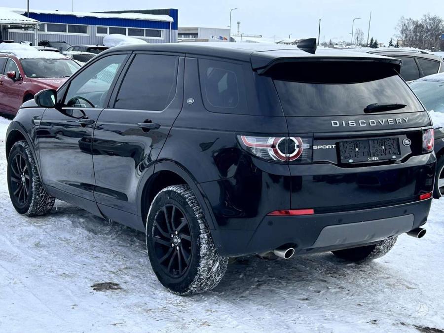 Melns Land Rover Discovery Sport 2018 Kretinga, ar dzinēja tilpumu 2.00 L un nobraukumu 191 tūkst. km par 10900 €, foto 7 vietnē AUTOMOTO.COM.LV