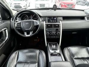 Melns Land Rover Discovery Sport 2018 Kretinga, ar dzinēja tilpumu 2.00 L un nobraukumu 191 tūkst. km par 10900 €, foto 16 vietnē AUTOMOTO.COM.LV