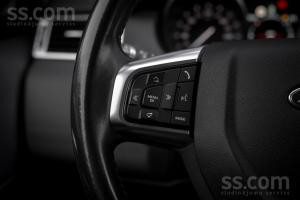 Черный Ленд Ровер Discovery Sport 2018 в Тукумс, объемом двигателя 2.00 л и пробегом 124 тыс. км за 12950 €, фото 19 на AUTOMOTO.COM.LV