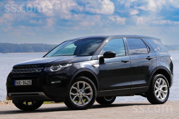 Melns Land Rover Discovery Sport 2018 Rīga, ar dzinēja tilpumu 2.00 L un nobraukumu 227 tūkst. km par 11999 €, foto 3 vietnē AUTOMOTO.COM.LV