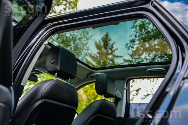 Melns Land Rover Discovery Sport 2018 Rīga, ar dzinēja tilpumu 2.00 L un nobraukumu 227 tūkst. km par 11999 €, foto 10 vietnē AUTOMOTO.COM.LV