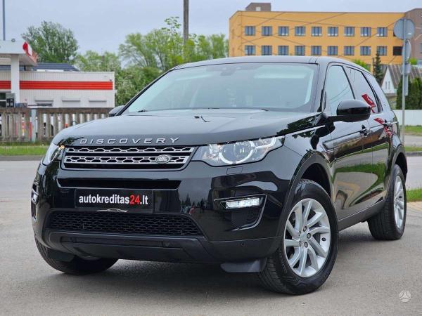 Black Land Rover Discovery Sport 2018 in Siauliai, with an engine capacity of 2.00 L and mileage of 152 thousand km for 11450 €, photo 1 on AUTOMOTO.COM.LV