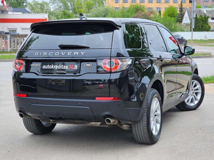 Melns Land Rover Discovery Sport 2018 Šauļi, ar dzinēja tilpumu 2.00 L un nobraukumu 152 tūkst. km par 11450 €, foto 8 vietnē AUTOMOTO.COM.LV