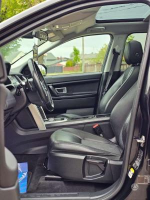 Melns Land Rover Discovery Sport 2018 Šauļi, ar dzinēja tilpumu 2.00 L un nobraukumu 152 tūkst. km par 11450 €, foto 18 vietnē AUTOMOTO.COM.LV