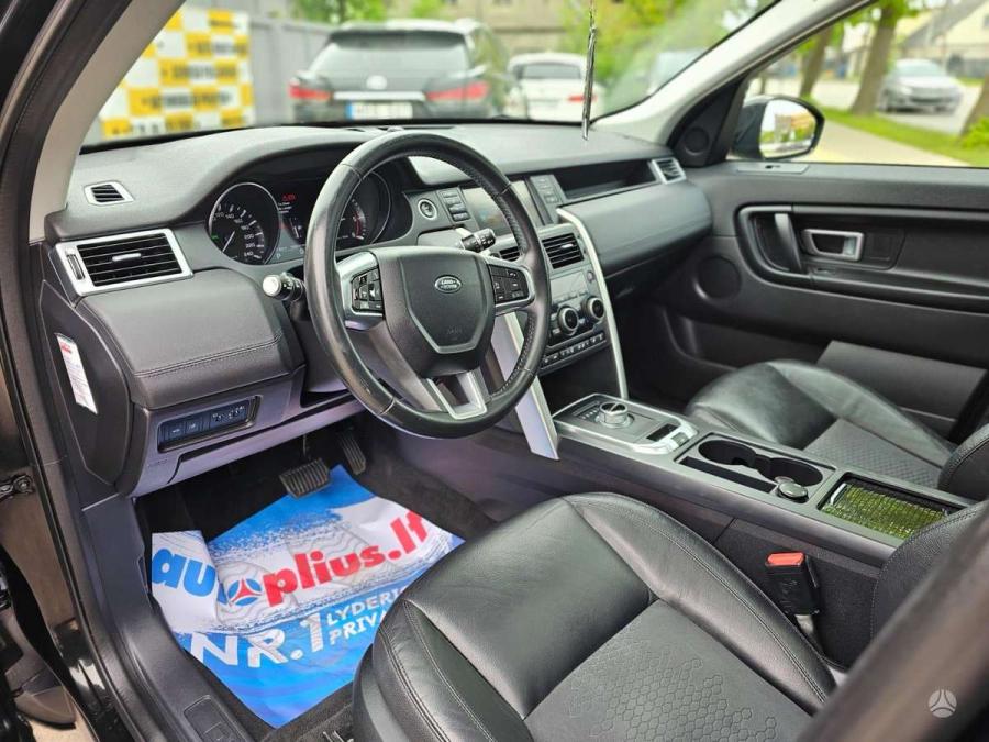 Melns Land Rover Discovery Sport 2018 Šauļi, ar dzinēja tilpumu 2.00 L un nobraukumu 152 tūkst. km par 11450 €, foto 22 vietnē AUTOMOTO.COM.LV