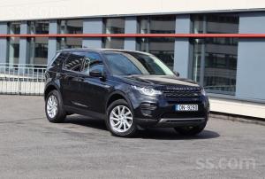 Melns Land Rover Discovery Sport 2018 Rīga, ar dzinēja tilpumu 2.00 L un nobraukumu 151 tūkst. km par 11780 €, foto  vietnē AUTOMOTO.COM.LV