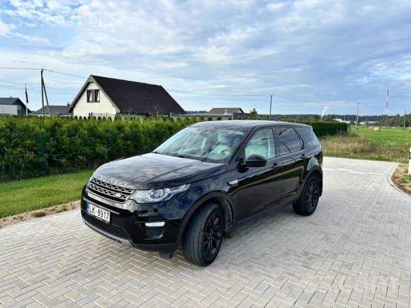 Melns Land Rover Discovery Sport 2018 Rīga, ar dzinēja tilpumu 2.00 L un nobraukumu 125 tūkst. km par 16500 €, foto  vietnē AUTOMOTO.COM.LV
