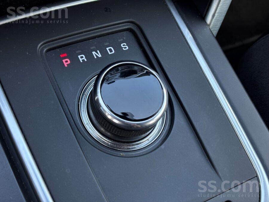 Melns Land Rover Discovery Sport 2018 Rīga, ar dzinēja tilpumu 2.00 L un nobraukumu 157 tūkst. km par 10950 €, foto 17 vietnē AUTOMOTO.COM.LV