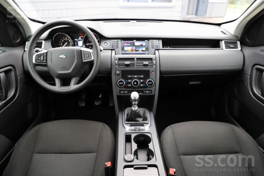 Melns Land Rover Discovery Sport 2018 Tukums, ar dzinēja tilpumu 2.00 L un nobraukumu 146 tūkst. km par 9000 €, foto 8 vietnē AUTOMOTO.COM.LV