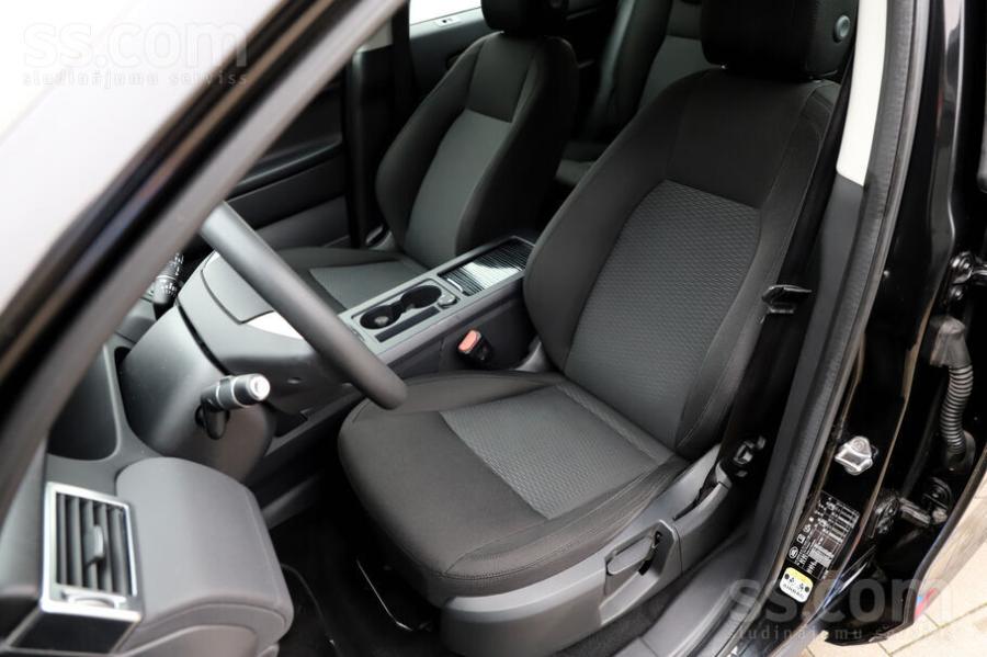 Melns Land Rover Discovery Sport 2018 Tukums, ar dzinēja tilpumu 2.00 L un nobraukumu 146 tūkst. km par 9000 €, foto 9 vietnē AUTOMOTO.COM.LV