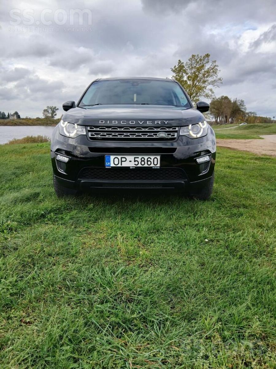 Melns Land Rover Discovery Sport 2018 Daugavpils, ar dzinēja tilpumu 2.00 L un nobraukumu 155 tūkst. km par 9700 €, foto 1 vietnē AUTOMOTO.COM.LV