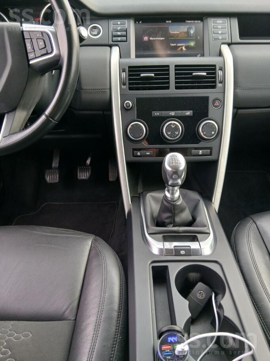 Melns Land Rover Discovery Sport 2018 Daugavpils, ar dzinēja tilpumu 2.00 L un nobraukumu 155 tūkst. km par 9700 €, foto 13 vietnē AUTOMOTO.COM.LV
