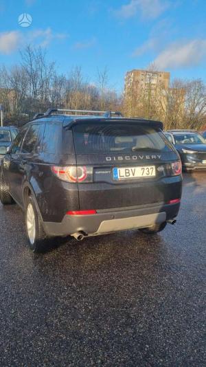 Black Land Rover Discovery Sport 2019 in Vilnius, with an engine capacity of 2.00 L and mileage of 85 thousand km for 19500 €, photo 11 on AUTOMOTO.COM.LV