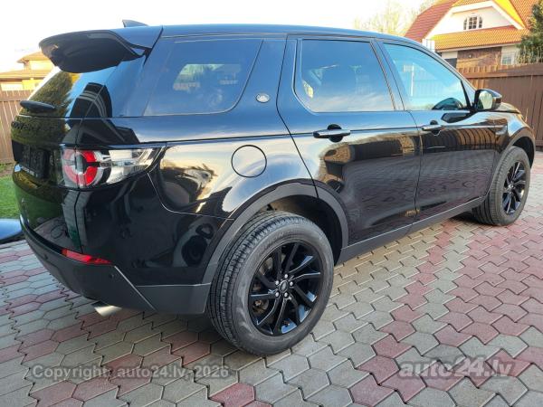 Melns Land Rover Discovery Sport 2019 Tallina, ar dzinēja tilpumu 2.00 L un nobraukumu 158 tūkst. km par 14999 €, foto 2 vietnē AUTOMOTO.COM.LV