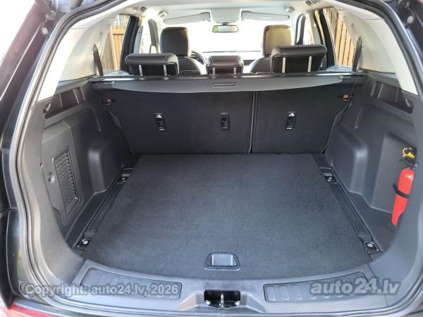 Melns Land Rover Discovery Sport 2019 Tallina, ar dzinēja tilpumu 2.00 L un nobraukumu 158 tūkst. km par 14999 €, foto 9 vietnē AUTOMOTO.COM.LV