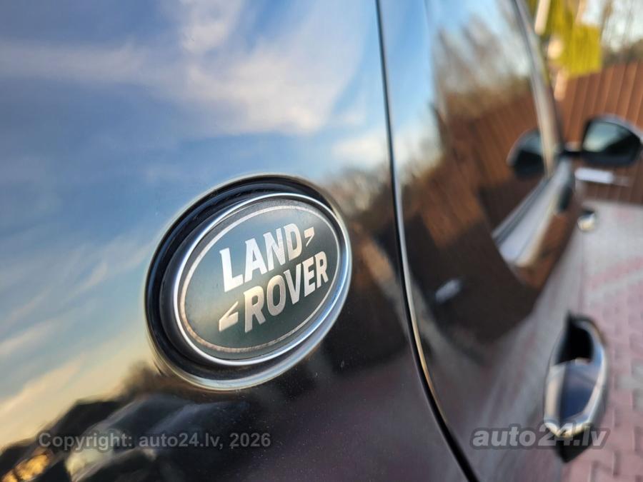 Black Land Rover Discovery Sport 2019 in Tallinn, with an engine capacity of 2.00 L and mileage of 158 thousand km for 14999 €, photo 29 on AUTOMOTO.COM.LV