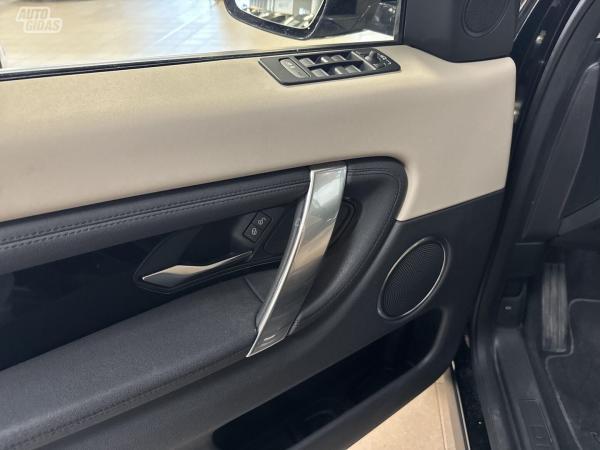 Черный Ленд Ровер Discovery Sport 2019 в Вильнюс, объемом двигателя 2.00 л и пробегом 133 тыс. км за 19990 €, фото 9 на AUTOMOTO.COM.LV