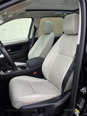 Black Land Rover Discovery Sport 2019 in Viljandi, with an engine capacity of 2.00 L and mileage of 86 thousand km for 23800 €, photo 17 on AUTOMOTO.COM.LV