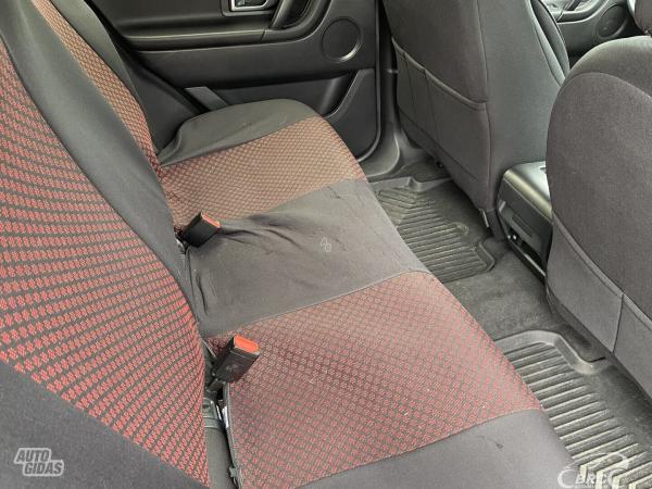Черный Ленд Ровер Discovery Sport 2019 в Авиженяй, объемом двигателя 2.00 л и пробегом 193 тыс. км за 11900 €, фото 8 на AUTOMOTO.COM.LV