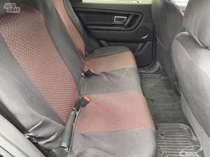 Black Land Rover Discovery Sport 2019 in Avizieniai, with an engine capacity of 2.00 L and mileage of 193 thousand km for 11900 €, photo 10 on AUTOMOTO.COM.LV