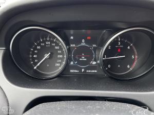 Black Land Rover Discovery Sport 2019 in Avizieniai, with an engine capacity of 2.00 L and mileage of 193 thousand km for 11900 €, photo 20 on AUTOMOTO.COM.LV