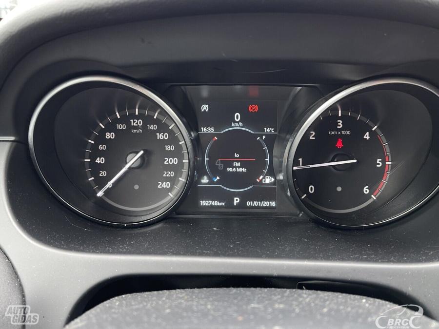 Black Land Rover Discovery Sport 2019 in Avizieniai, with an engine capacity of 2.00 L and mileage of 193 thousand km for 11900 €, photo 20 on AUTOMOTO.COM.LV