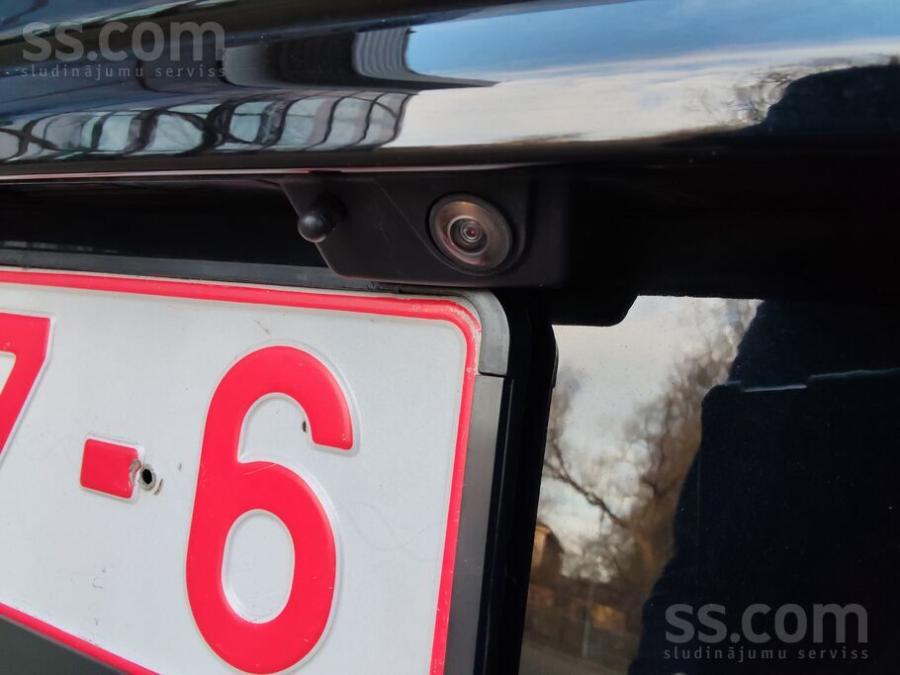 Черный Ленд Ровер Discovery Sport 2019 в Рига, объемом двигателя 2.00 л и пробегом 180 тыс. км за 17490 €, фото 23 на AUTOMOTO.COM.LV
