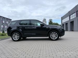 Melns Land Rover Discovery Sport 2019 Rīga, ar dzinēja tilpumu 2.00 L un nobraukumu 112 tūkst. km par 9500 €, foto 4 vietnē AUTOMOTO.COM.LV