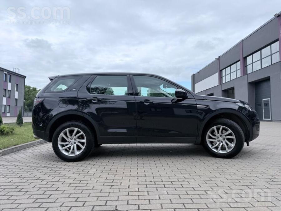 Melns Land Rover Discovery Sport 2019 Rīga, ar dzinēja tilpumu 2.00 L un nobraukumu 112 tūkst. km par 9500 €, foto 5 vietnē AUTOMOTO.COM.LV