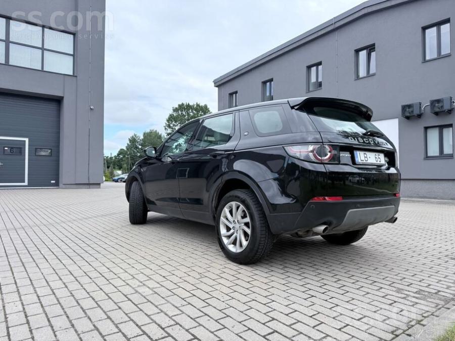 Melns Land Rover Discovery Sport 2019 Rīga, ar dzinēja tilpumu 2.00 L un nobraukumu 112 tūkst. km par 9500 €, foto 9 vietnē AUTOMOTO.COM.LV
