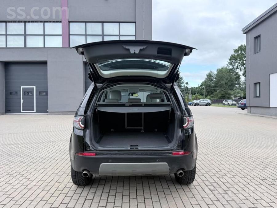 Melns Land Rover Discovery Sport 2019 Rīga, ar dzinēja tilpumu 2.00 L un nobraukumu 112 tūkst. km par 9500 €, foto 10 vietnē AUTOMOTO.COM.LV