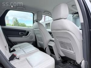 Melns Land Rover Discovery Sport 2019 Rīga, ar dzinēja tilpumu 2.00 L un nobraukumu 112 tūkst. km par 9500 €, foto 16 vietnē AUTOMOTO.COM.LV